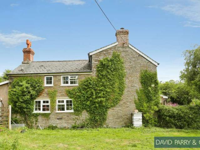 4 bed property for sale
