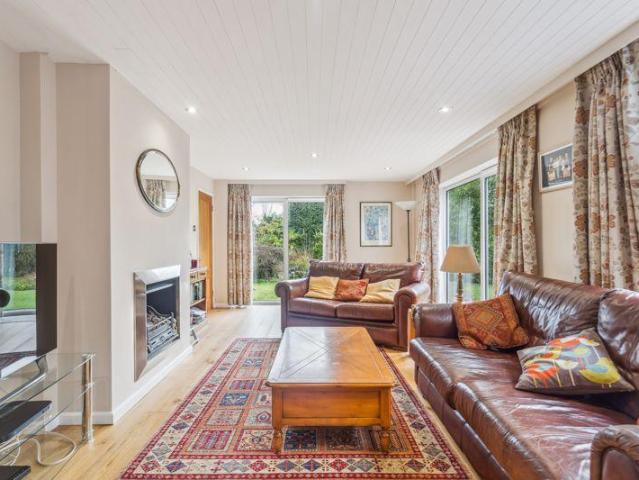 4 bed property for sale