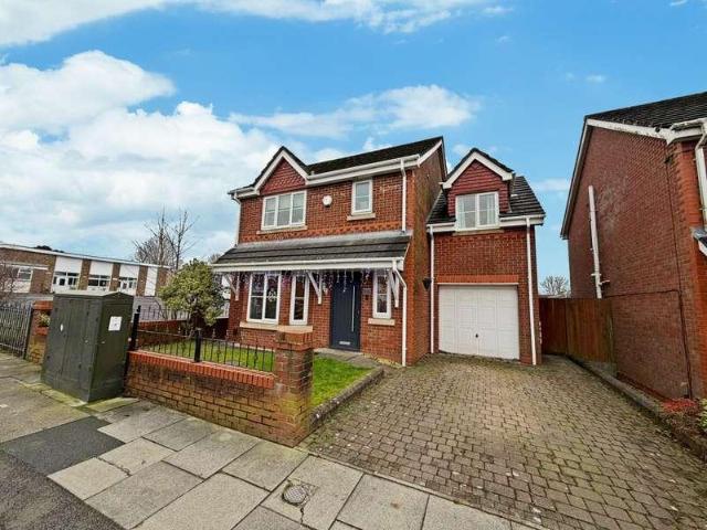 4 bed property for sale