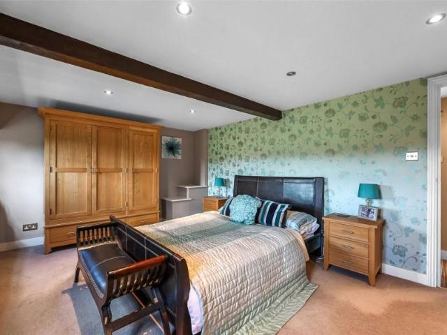 4 bed property for sale