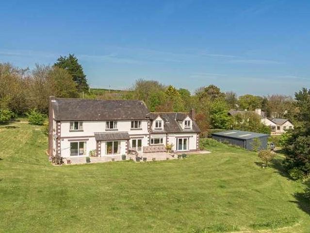 4 bed property for sale