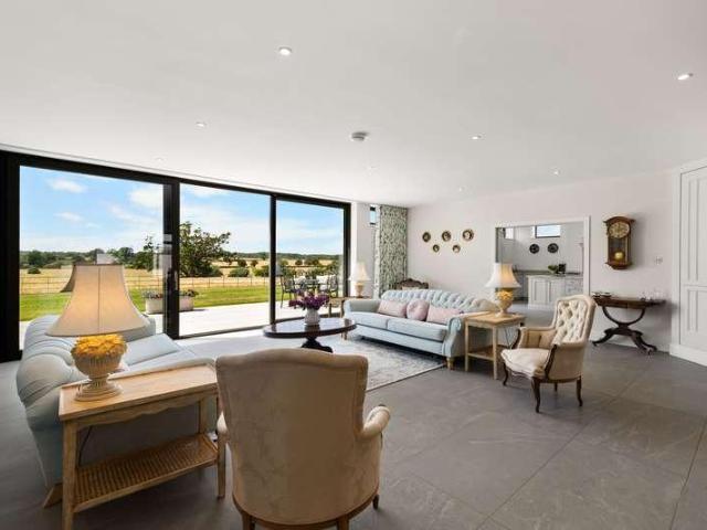 4 bed property for sale