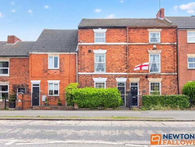 4 bed property for sale