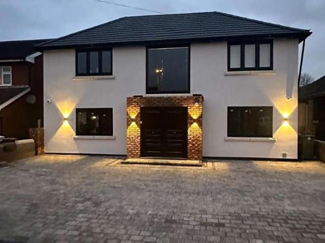 4 bed property for sale
