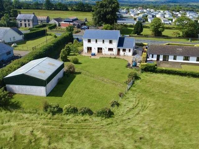 4 bed house for sale