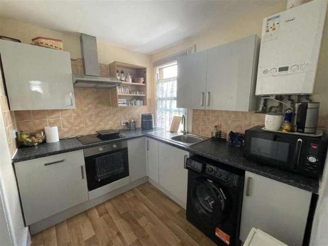 4 bed property for sale