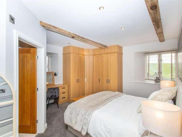 4 bed property for sale