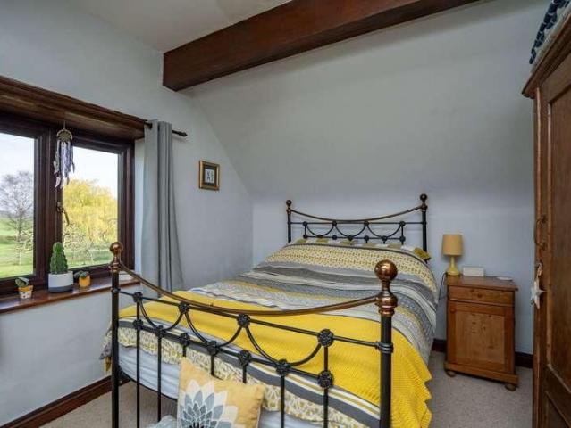 4 bed property for sale