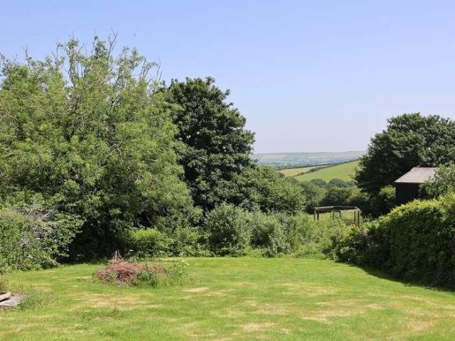 4 bed property for sale
