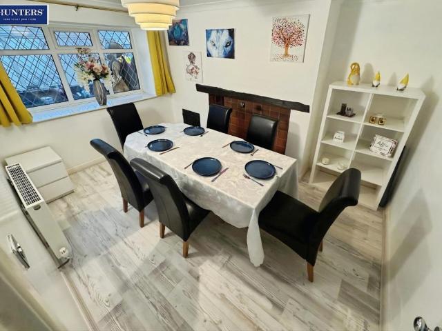 4 bed property for sale