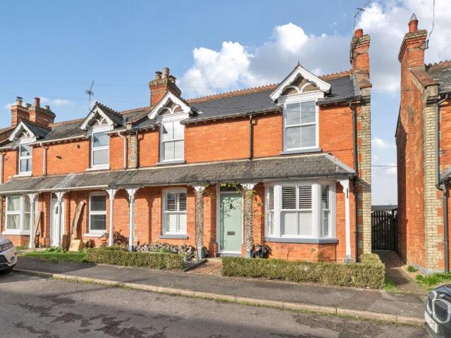 4 bed property for sale