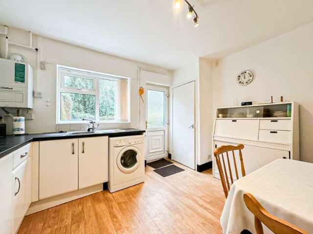 4 bed property for sale