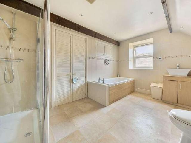 4 bed property for sale