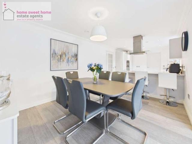 4 bed property for sale