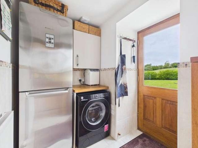 4 bed property for sale