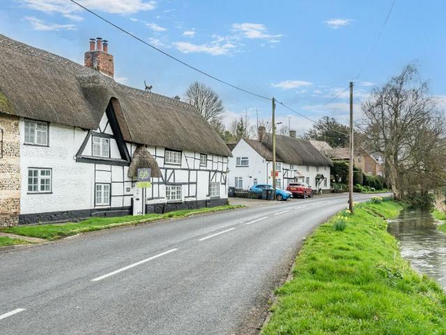 4 bed property for sale