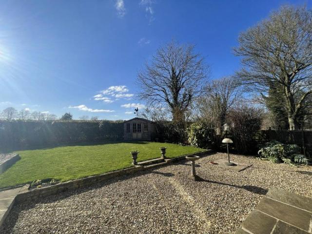 4 bed property for sale