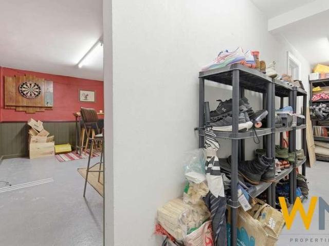 4 bed property for sale