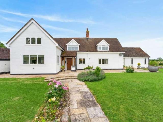 4 bed property for sale