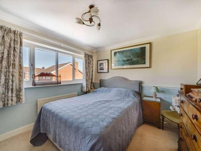 4 bed property for sale