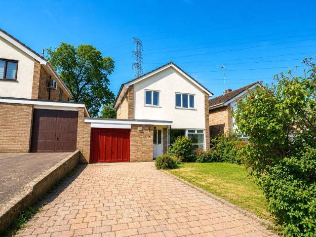 4 bed property for sale