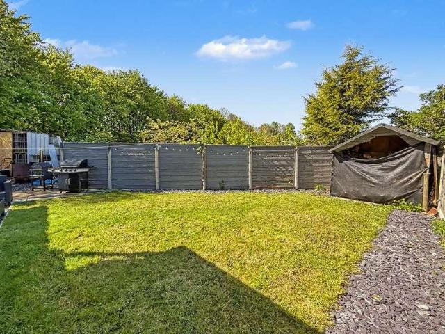 4 bed property for sale