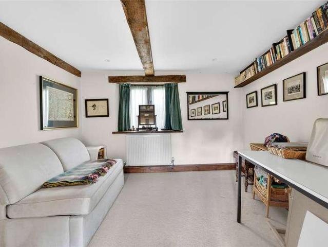 4 bed property for sale