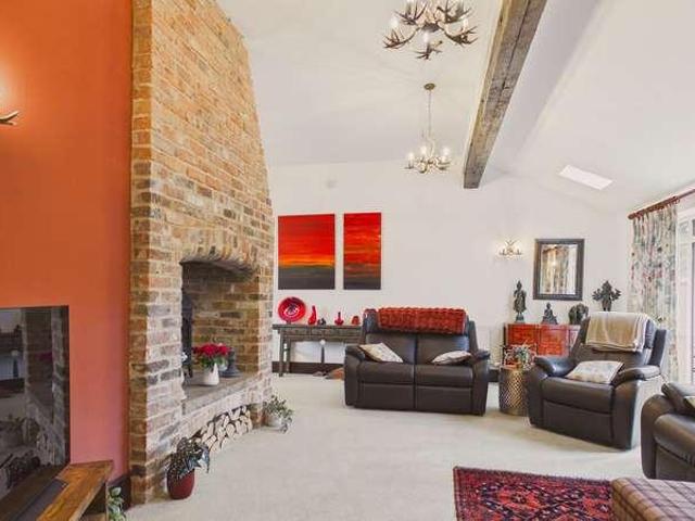 4 bed property for sale