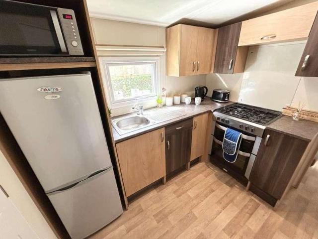 4 bed property for sale