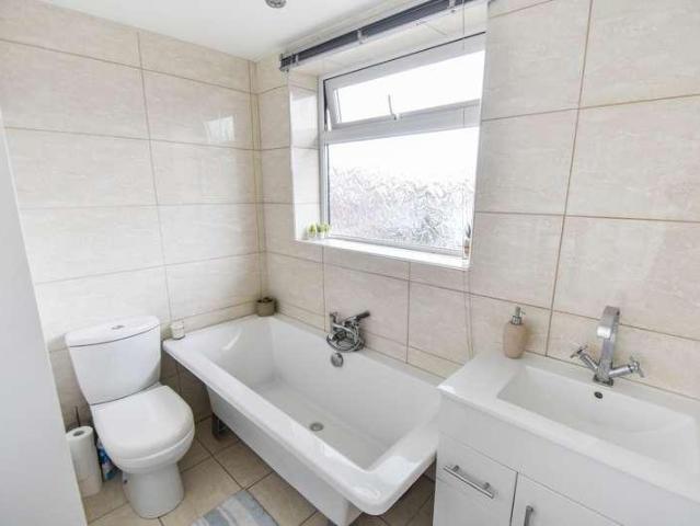 4 bed property for sale