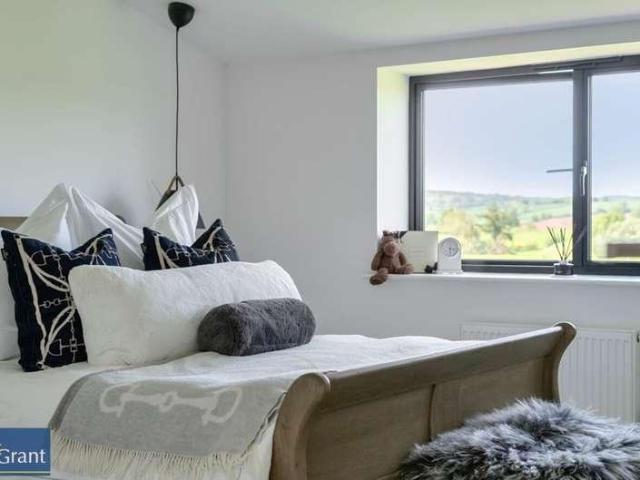 4 bed property for sale
