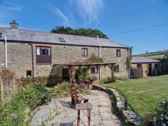 4 bed property for sale