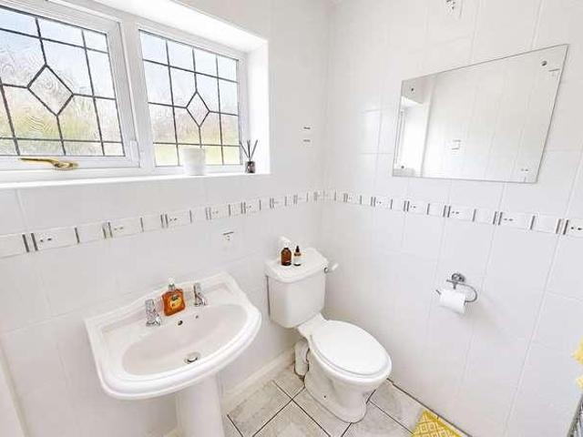 4 bed property for sale