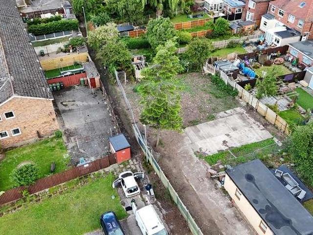 4 bed property for sale