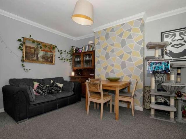 4 bed property for sale