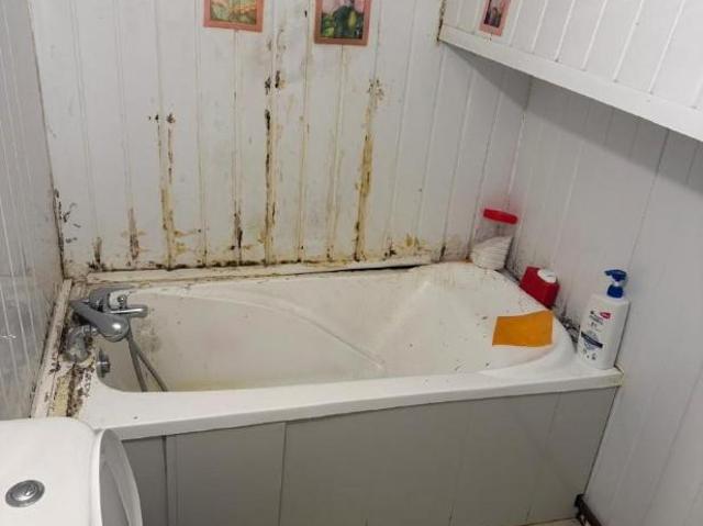 4 bed property for sale