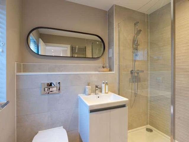 4 bed property for sale