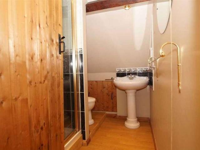 4 bed property for sale