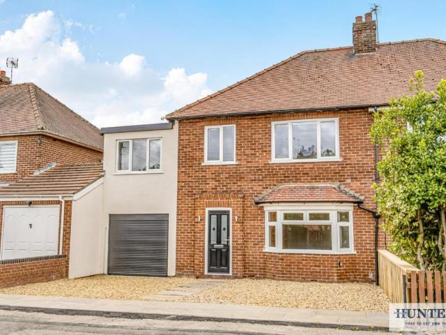 4 bed property for sale