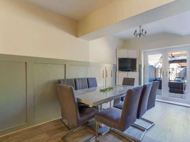 4 bed property for sale