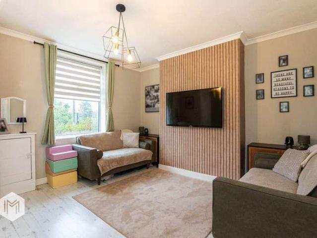 4 bed property for sale