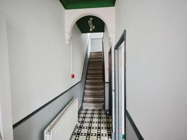 4 bed property for sale