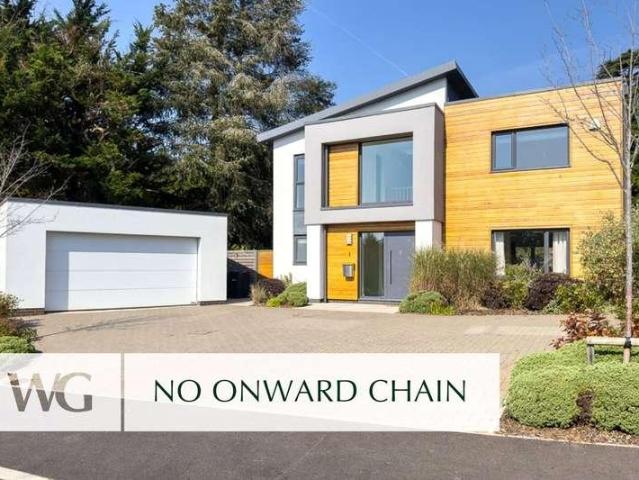4 bed property for sale