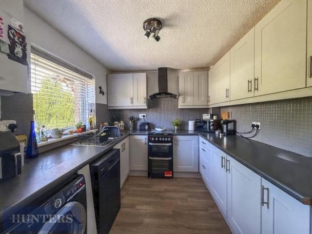 4 bed property for sale