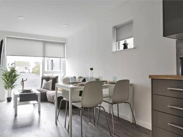 4 Bed Premium Ensuite