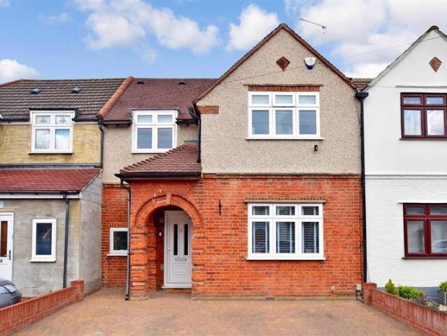 4 Bed Romford Home | From 1st of June