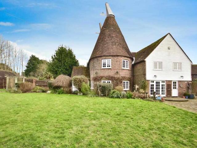 4 Bed, Semi Detached, Chartway Street, Maidstone, ME17 [INVESTMENT PROPERTY]