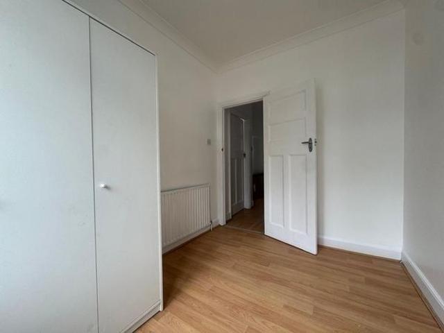 4 Bed Semi Detached House, Minehead Road, SW16