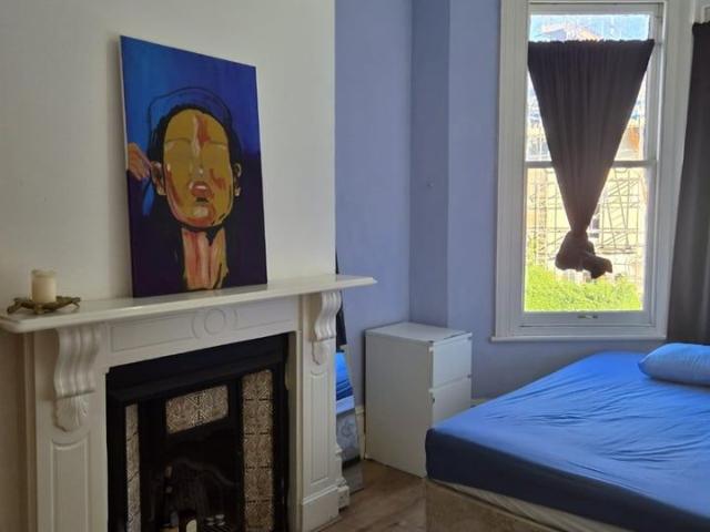 4 Bed Semi Detached House, Albert Road, N4