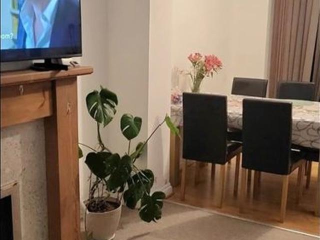 4 Bed Semi Detached House, Bevendean Crescent, BN2